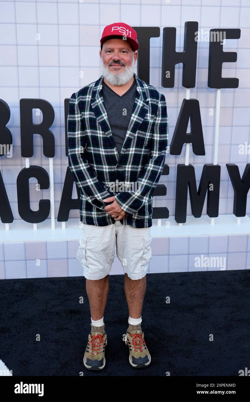 David Cross arrives at the season four premiere of "The Umbrella ...