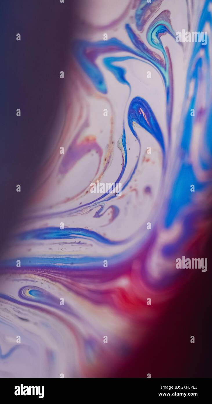 Foam fluid spill paint flow hi-res stock photography and images - Alamy