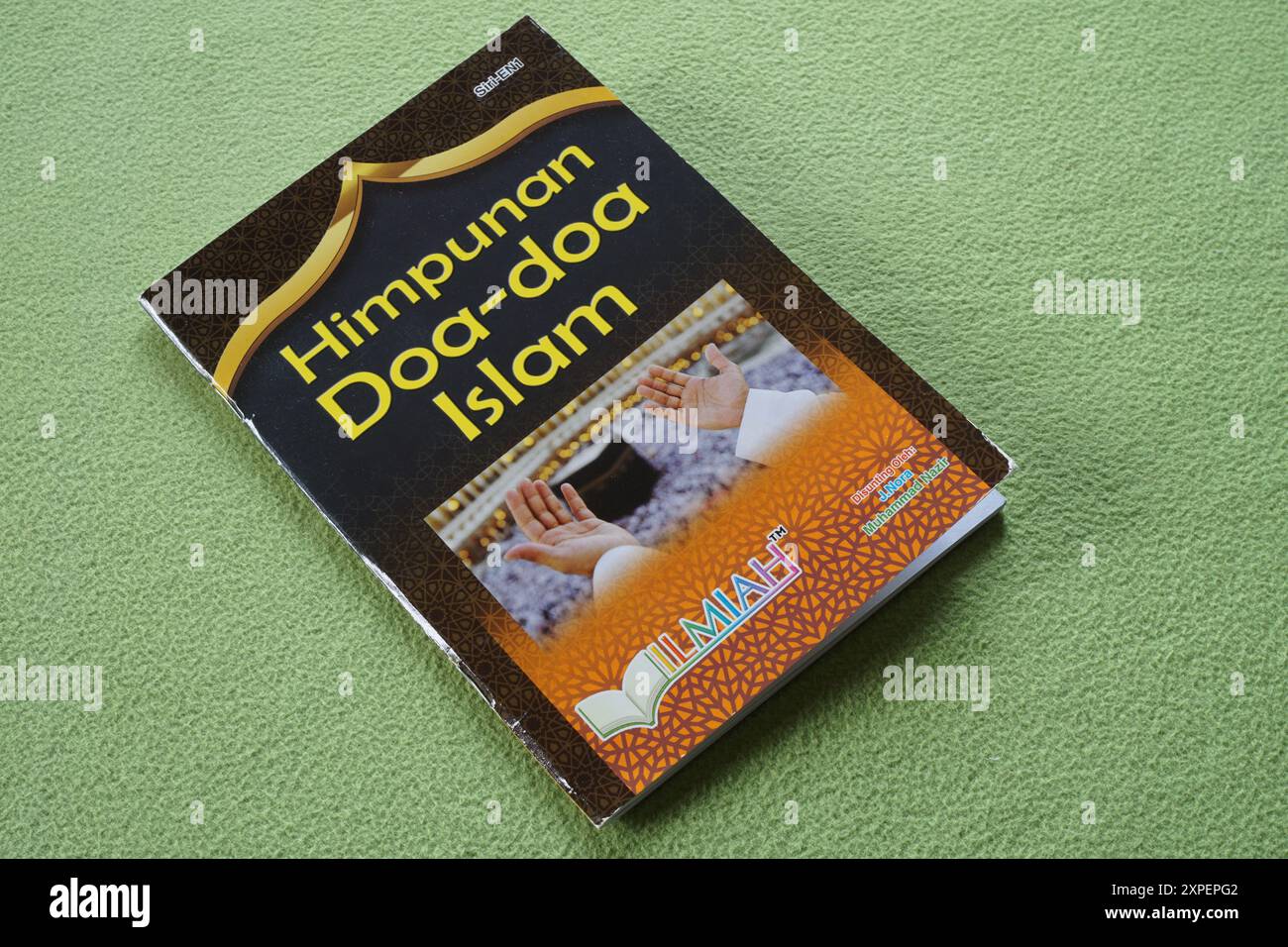Himpunan doa doa islam book hi-res stock photography and images - Alamy
