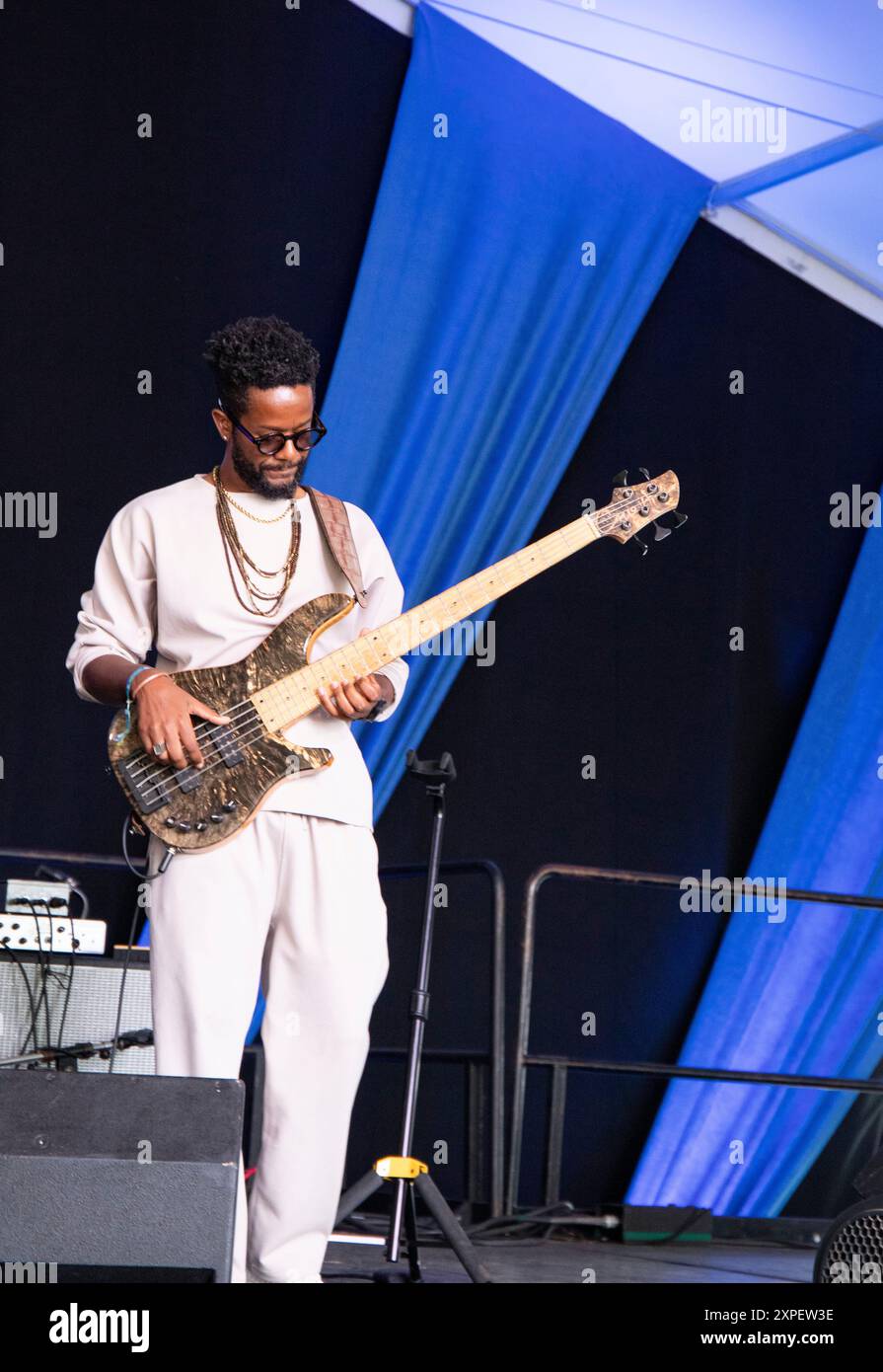 Harbor stage newport jazz festival hi-res stock photography and images ...