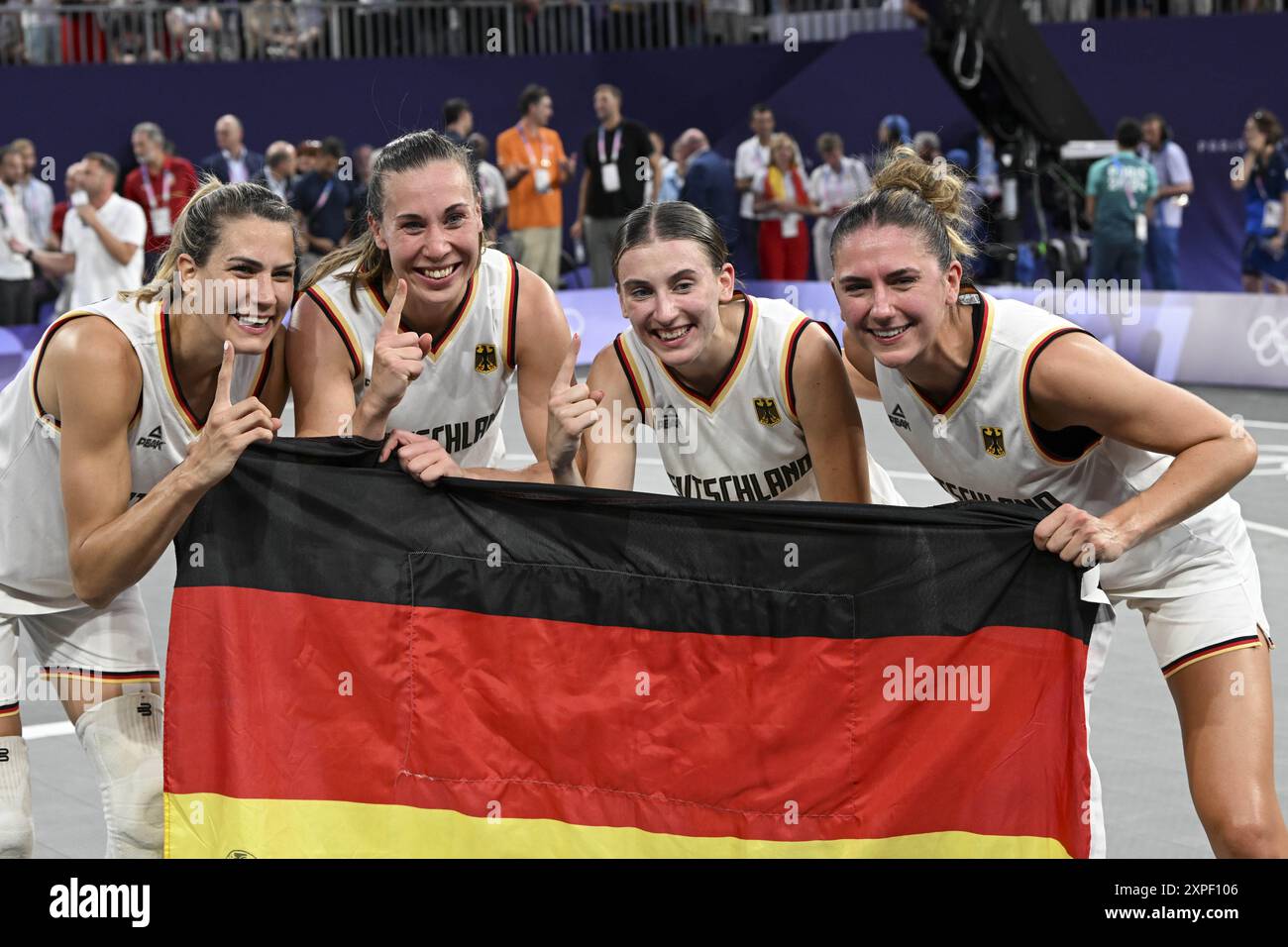 Paris, France. 05th Aug, 2024. Marie Reichert, Elisa Mevius, Sonja ...