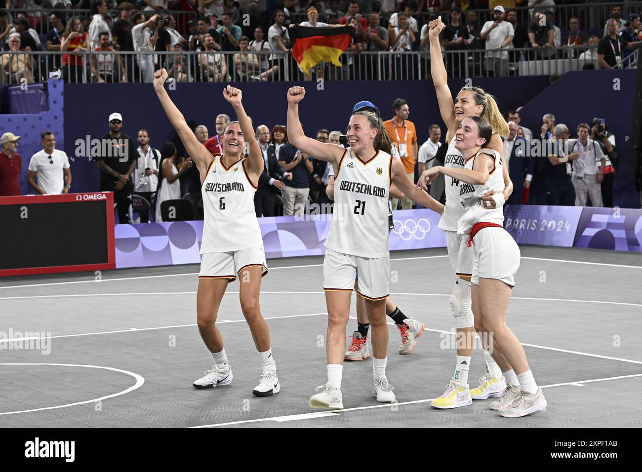 Marie Reichert, Elisa Mevius, Sonja Greinacher, Svenja Brunckhorst of ...