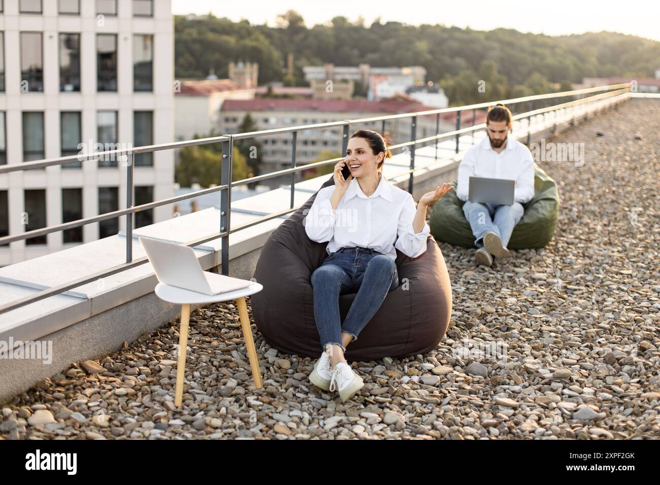 Rooftop roof top desk hi-res stock photography and images - Alamy