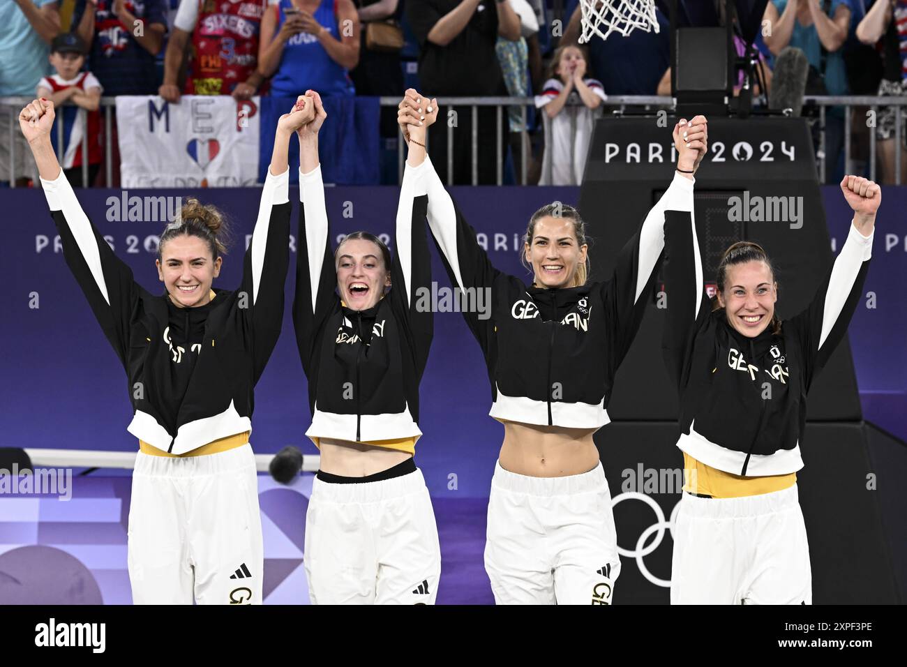 Paris, France. 05th Aug, 2024. Marie Reichert, Elisa Mevius, Sonja ...