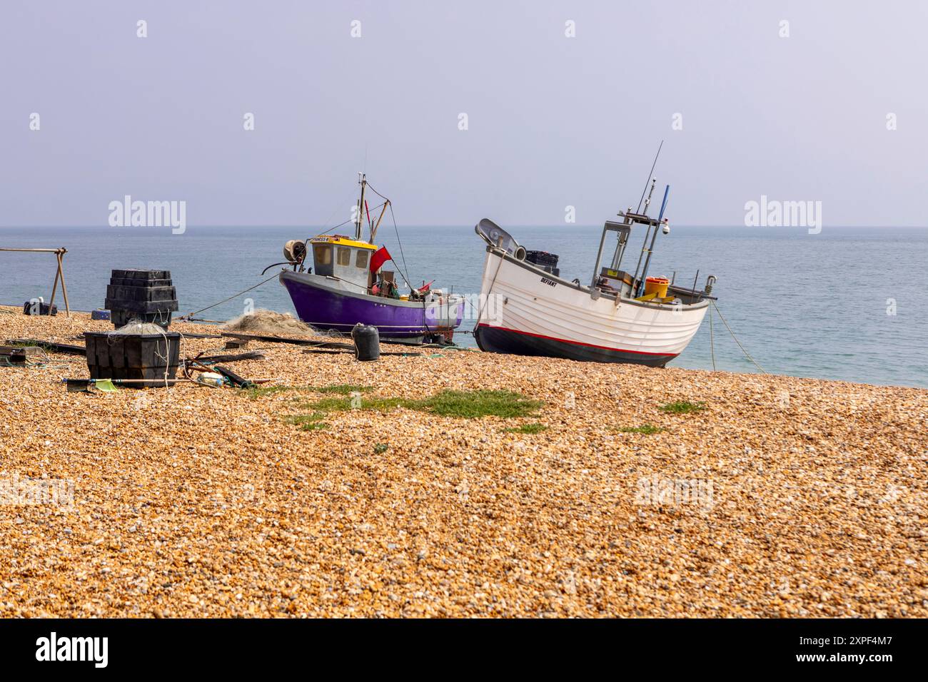 Fishing boats on Fisherman's Beach in Hythe, Kent Stock Photo - Alamy