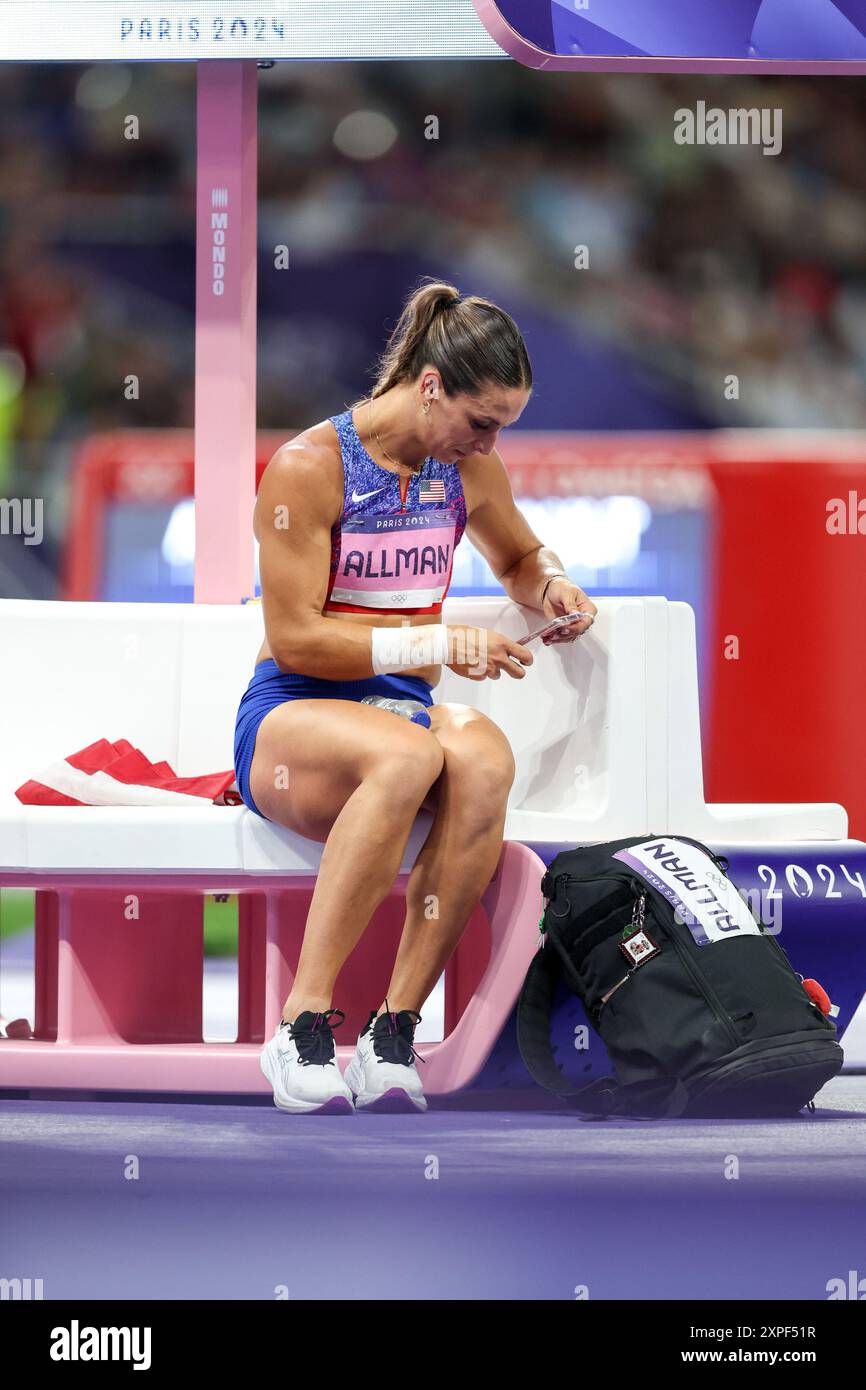 Paris, France. 05th Aug, 2024. Valarie Allman of USA during Women's ...