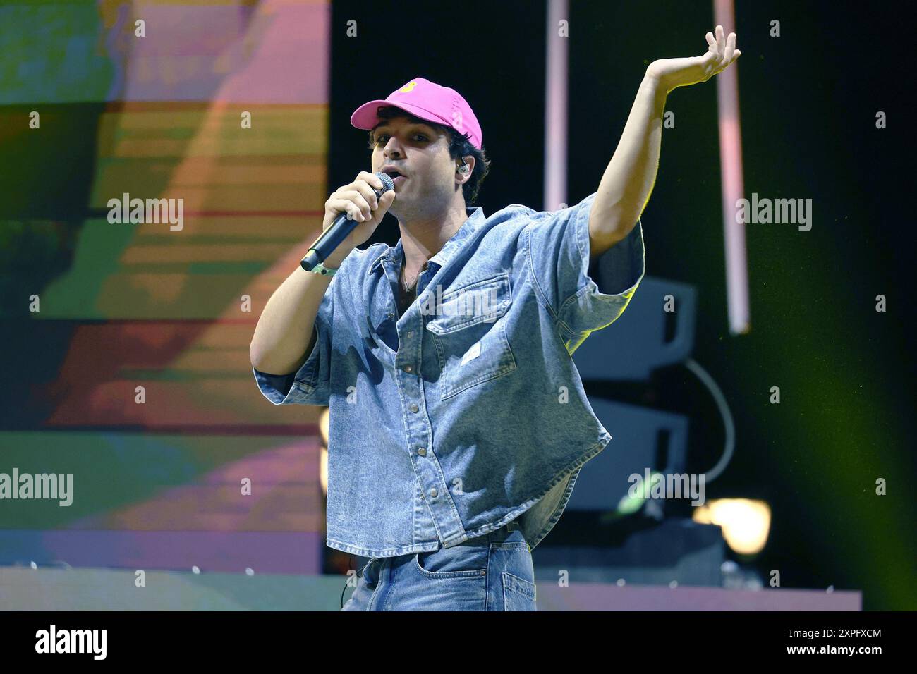 Leo gasmann hi-res stock photography and images - Alamy