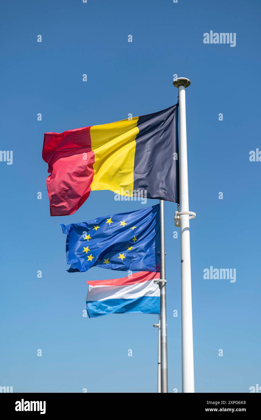 Lanaye Ternaaien Belgie Belgium 29th July 2024 Border crossing to ...