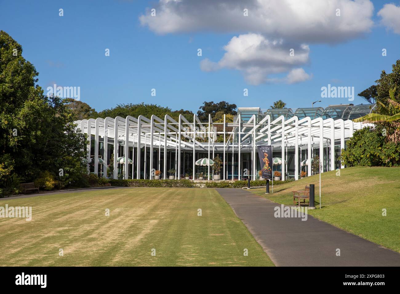 The Calyx in the Royal Botanic Garden Sydney Stock Photo - Alamy