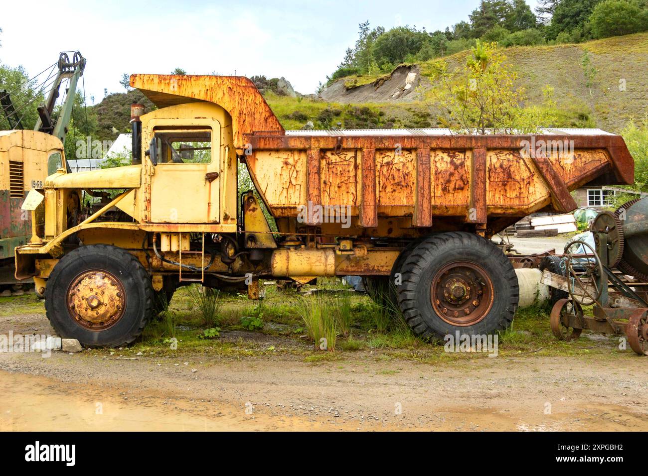 rusty abandoned yellow dump dumper truck at threlkeld quarry mining ...