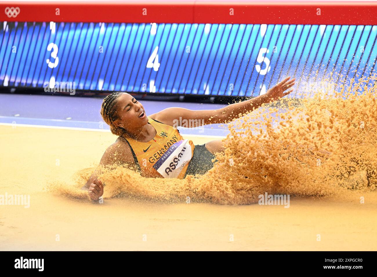Mikaelle assani paris hi-res stock photography and images - Alamy