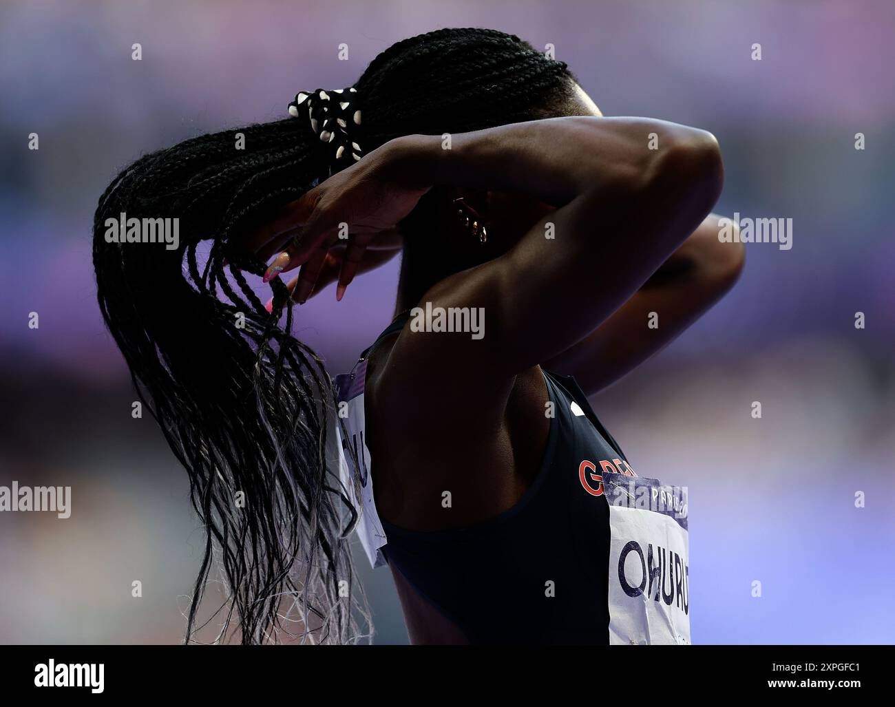 Paris, France. 6th Aug, 2024. Victoria Ohuruogu of Britain reacts ...