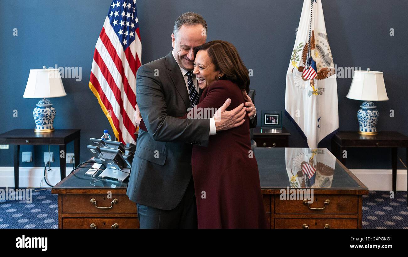 Douglas Emhoff and Kamala Harris in the Vice-Presidents office at the ...