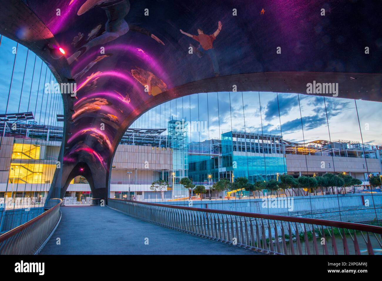 Matadero bridge, night view. Madrid Rio, Madrid, Spain Stock Photo - Alamy