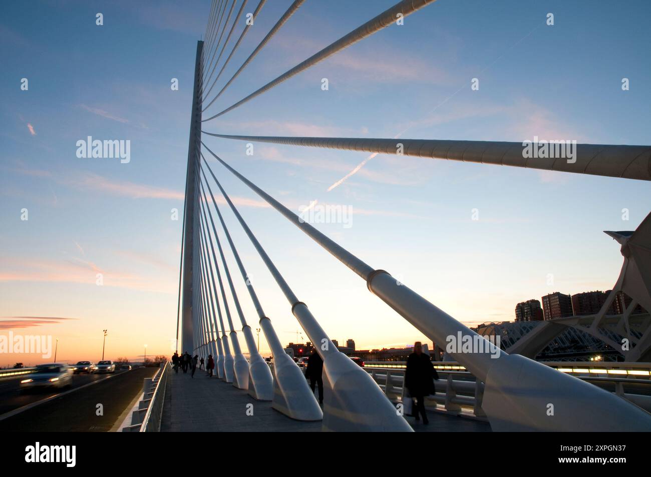 L'Assut d'Or bridge, night view. Valencia, Spain Stock Photo - Alamy