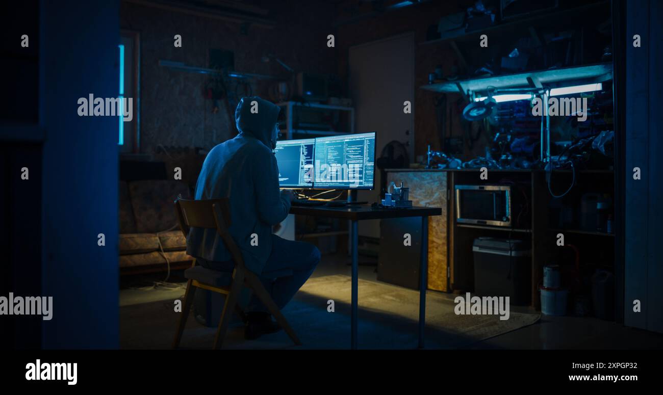 Hacker programmer coding system late hi-res stock photography and images - Alamy