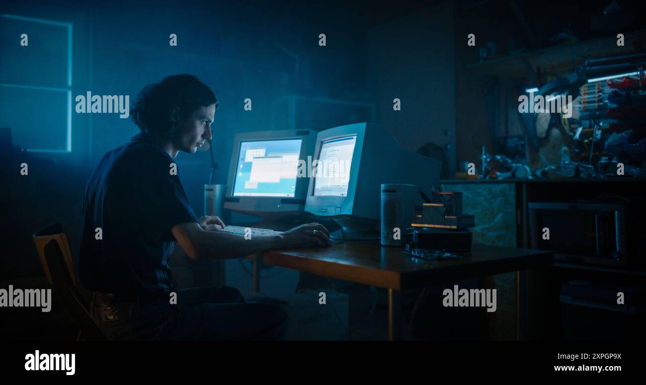 Old school monitors hi-res stock photography and images - Alamy