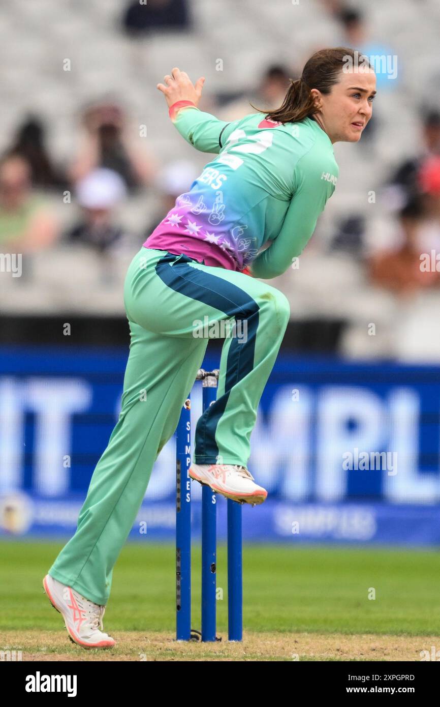 Mady Villiers of Oval Invincibles delivers the ball during the The ...