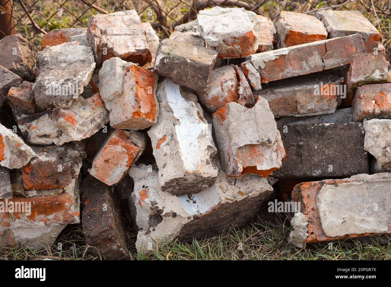 A pile of broken old bricks Stock Photo - Alamy