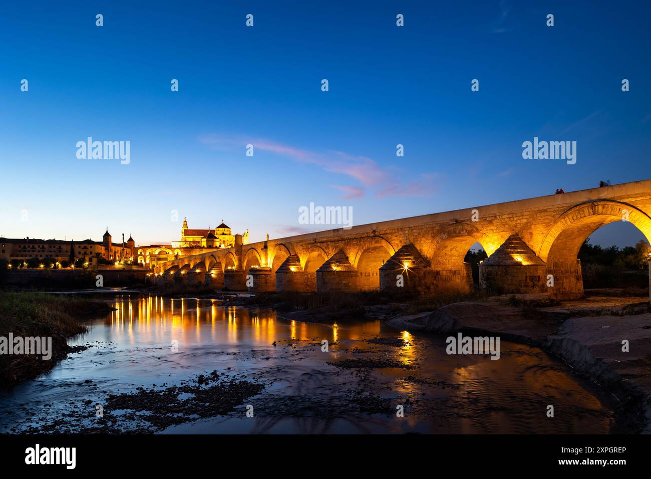 Puente Romano, Roman Bridge, Cordoba, Andalucia, Spain Stock Photo - Alamy