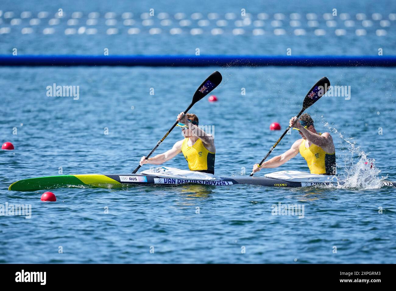 Jean van ser Westhuyzen and Tom Green of Australia compete during Men's ...