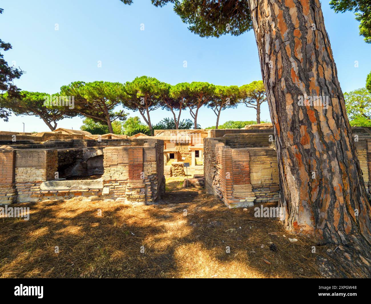 Burial buildings of one or two storey square room, often surrounded by ...
