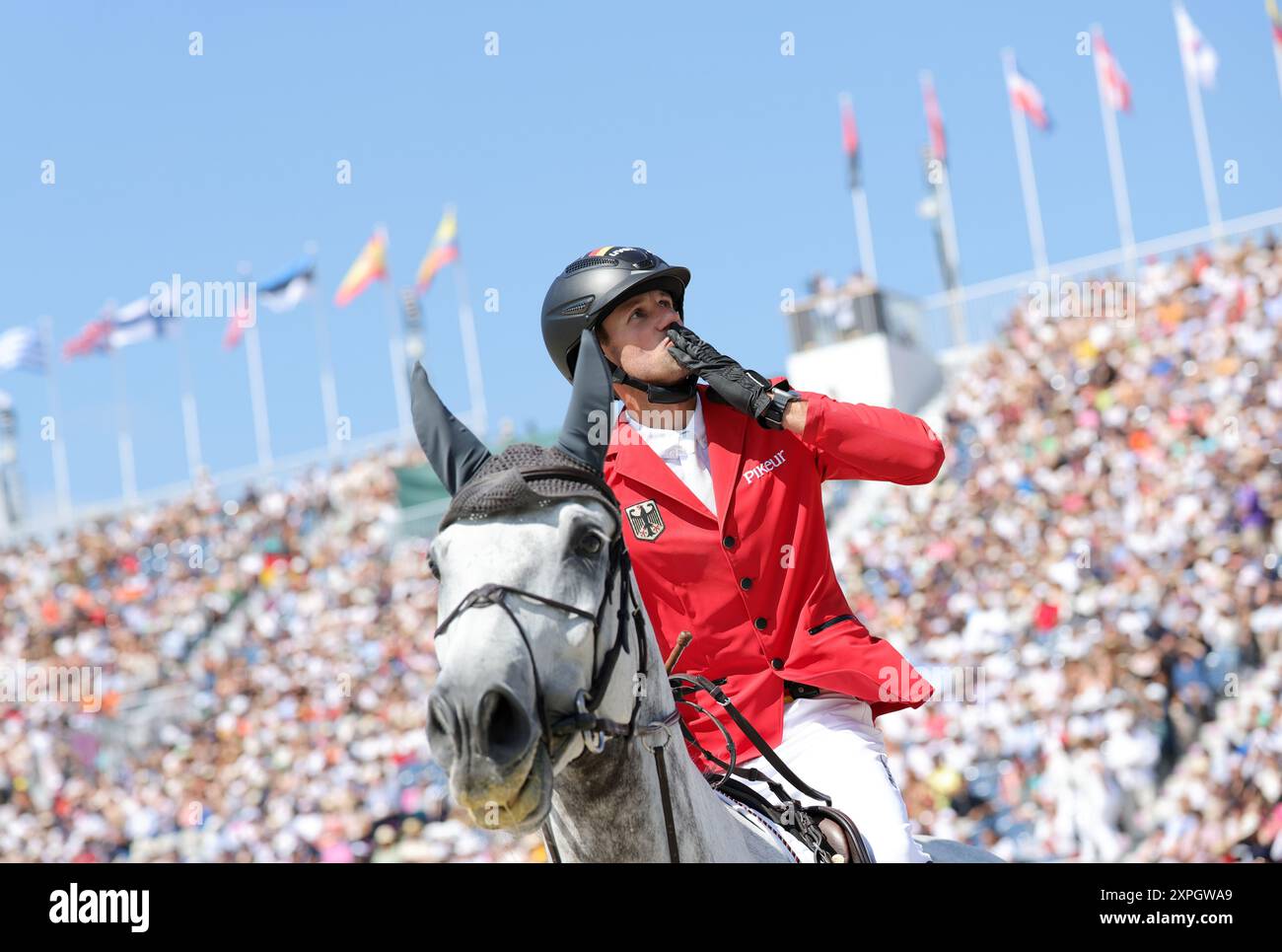 06 August 2024, France, París;: German rider Christian Kukuk on Checker ...