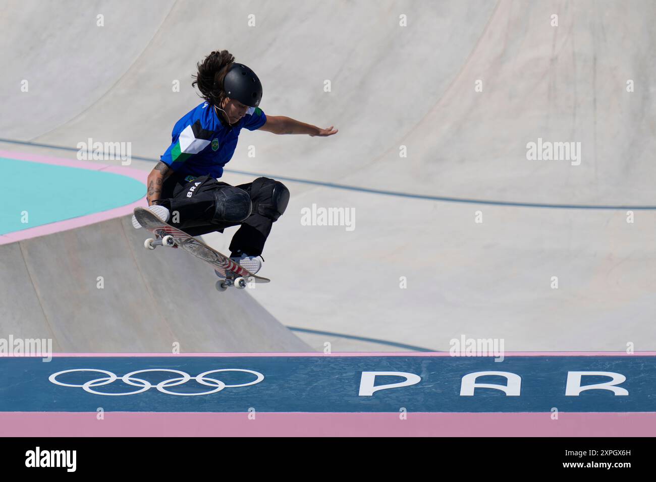 Isadora Pacheco of Brazil competes during the women's skateboarding ...