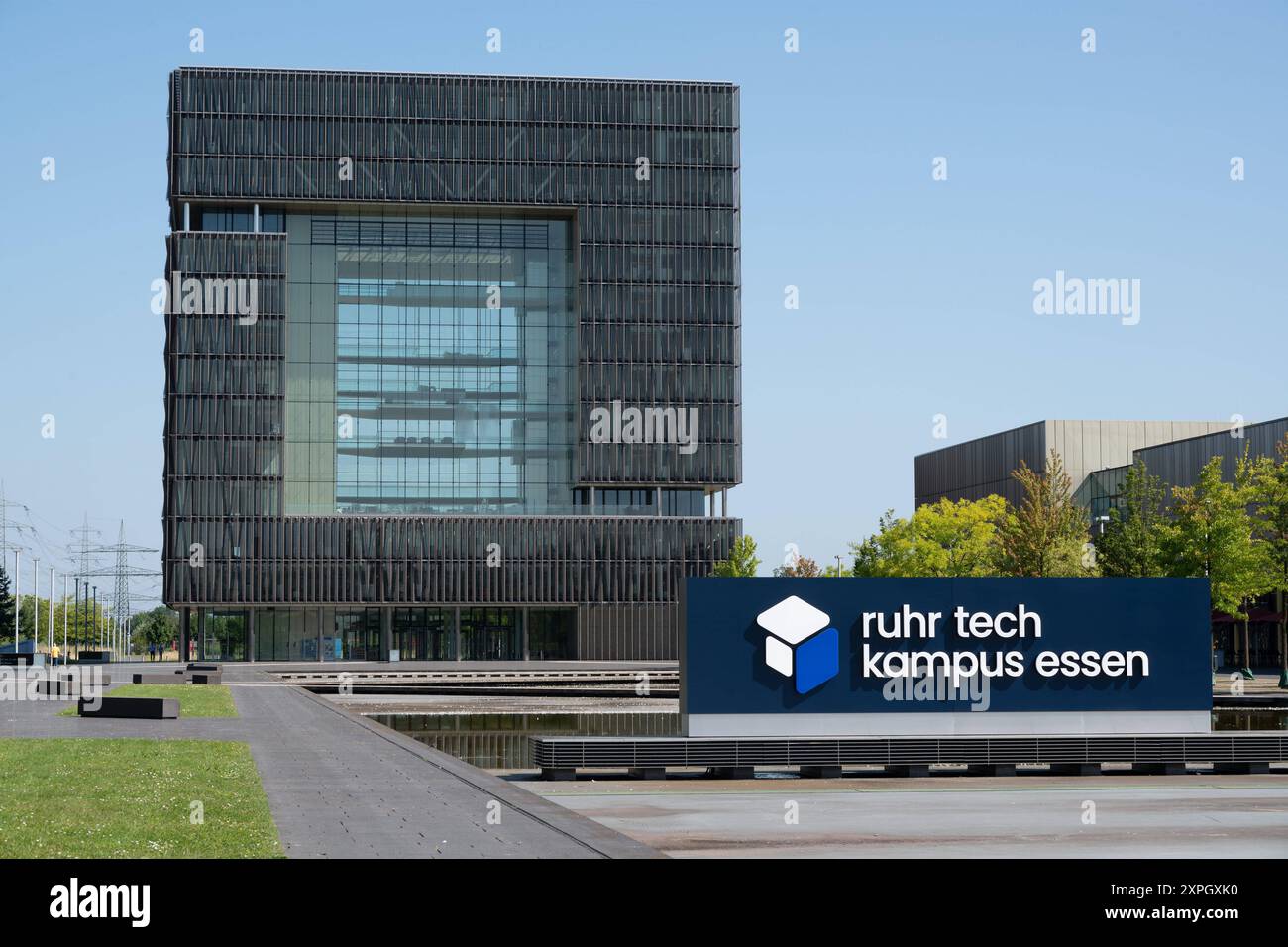 Das Ruhr Tech Kampus Essen, die Konzernzentrale von ThyssenKrupp in Essen, vormaliger Name ...
