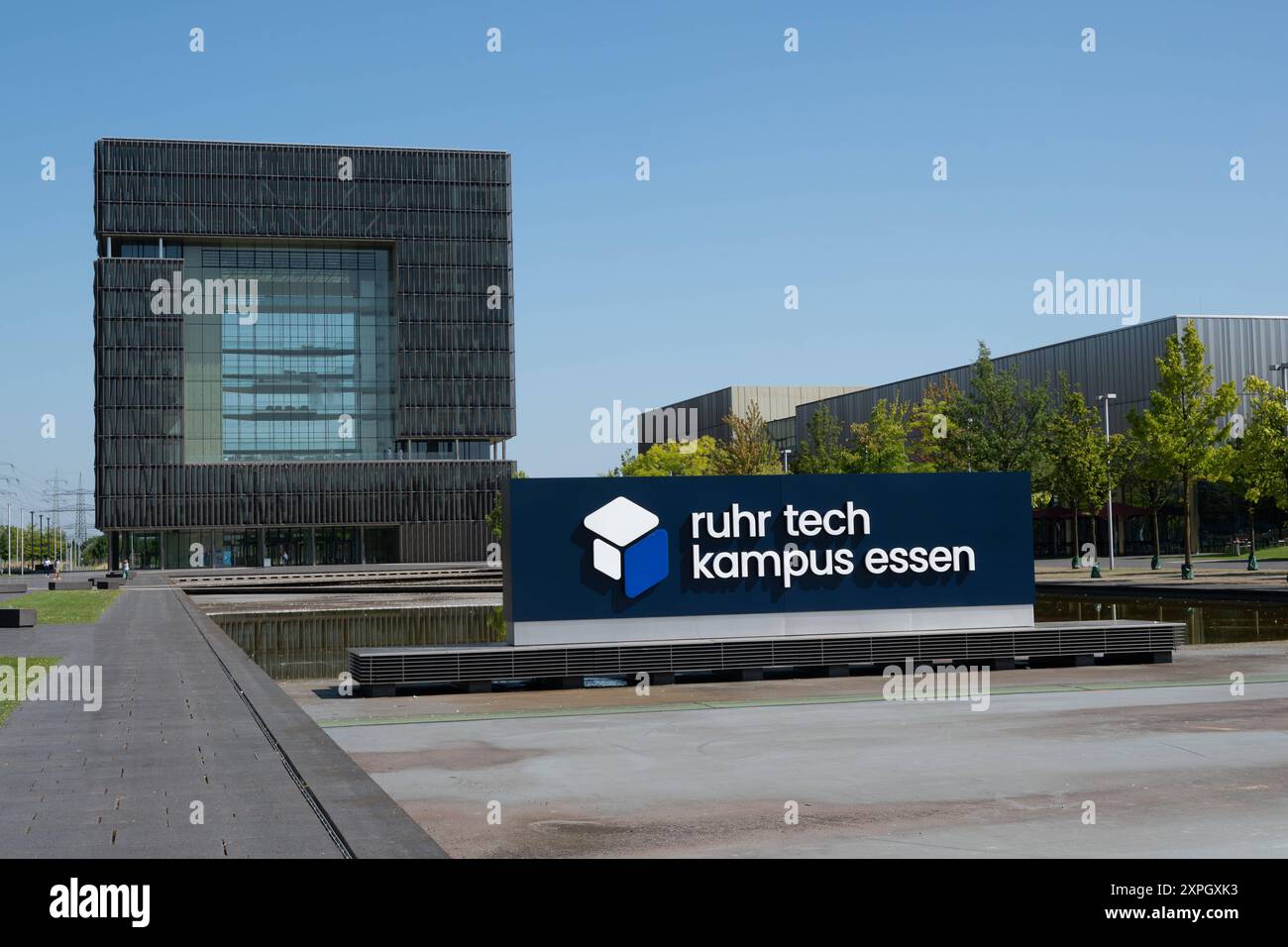 Das Ruhr Tech Kampus Essen, die Konzernzentrale von ThyssenKrupp in Essen, vormaliger Name ...
