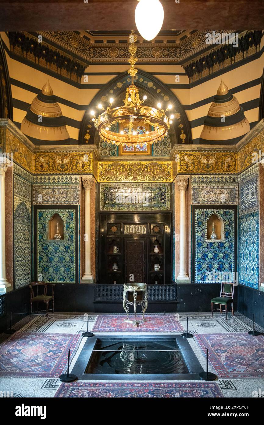 The Arab Hall, Leighton House Museum, London, Uk Stock Photo - Alamy