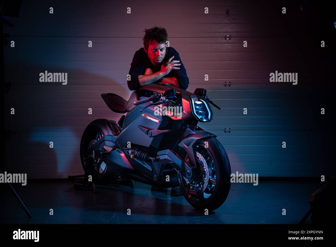 Technology in vehicles hi-res stock photography and images - Alamy