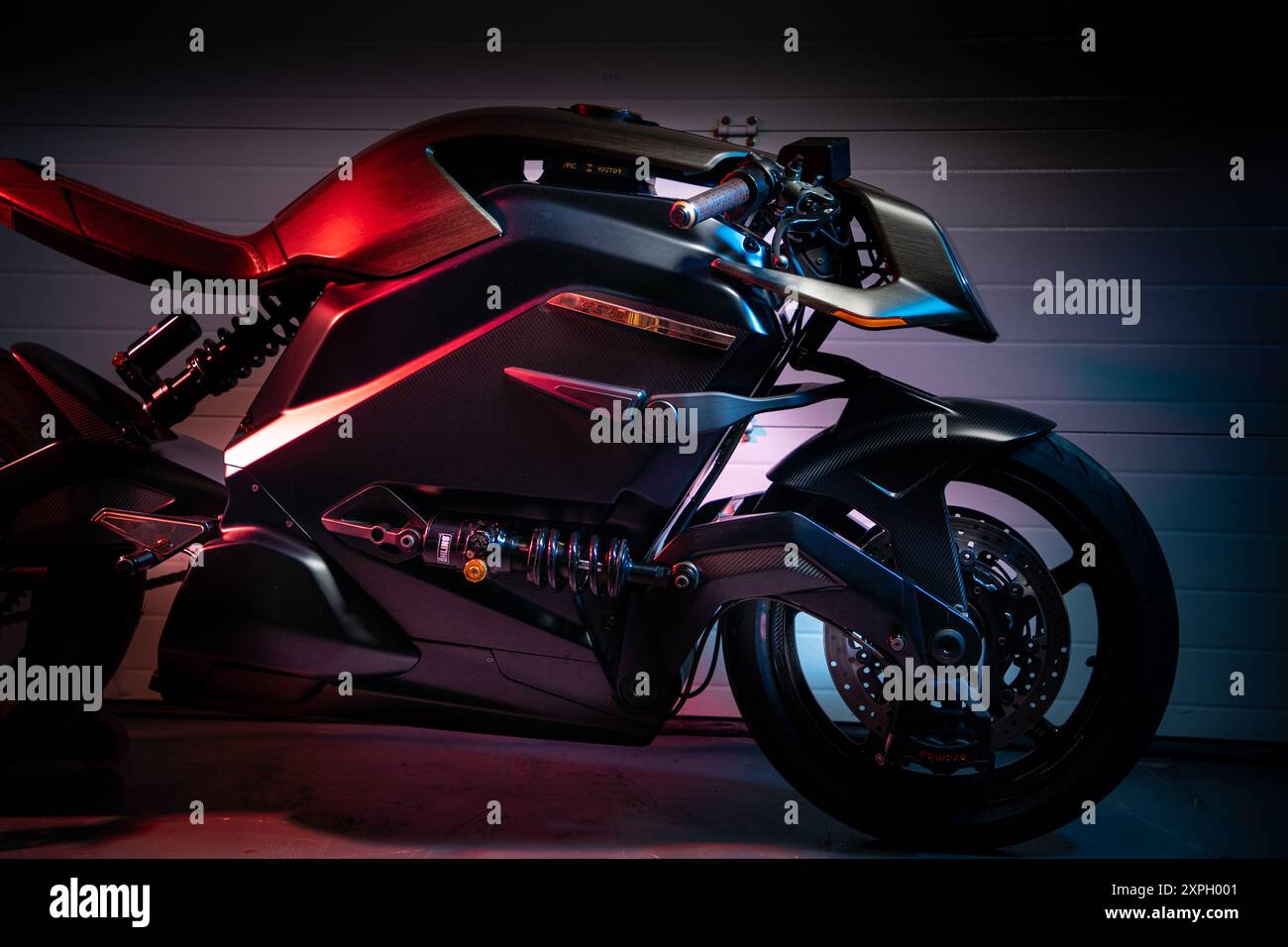 Vehicles hi-res stock photography and images - Alamy