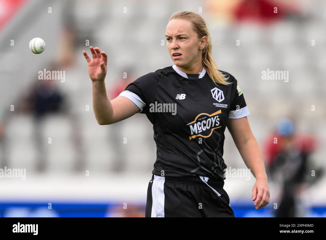 Cricket kim garth hi-res stock photography and images - Alamy