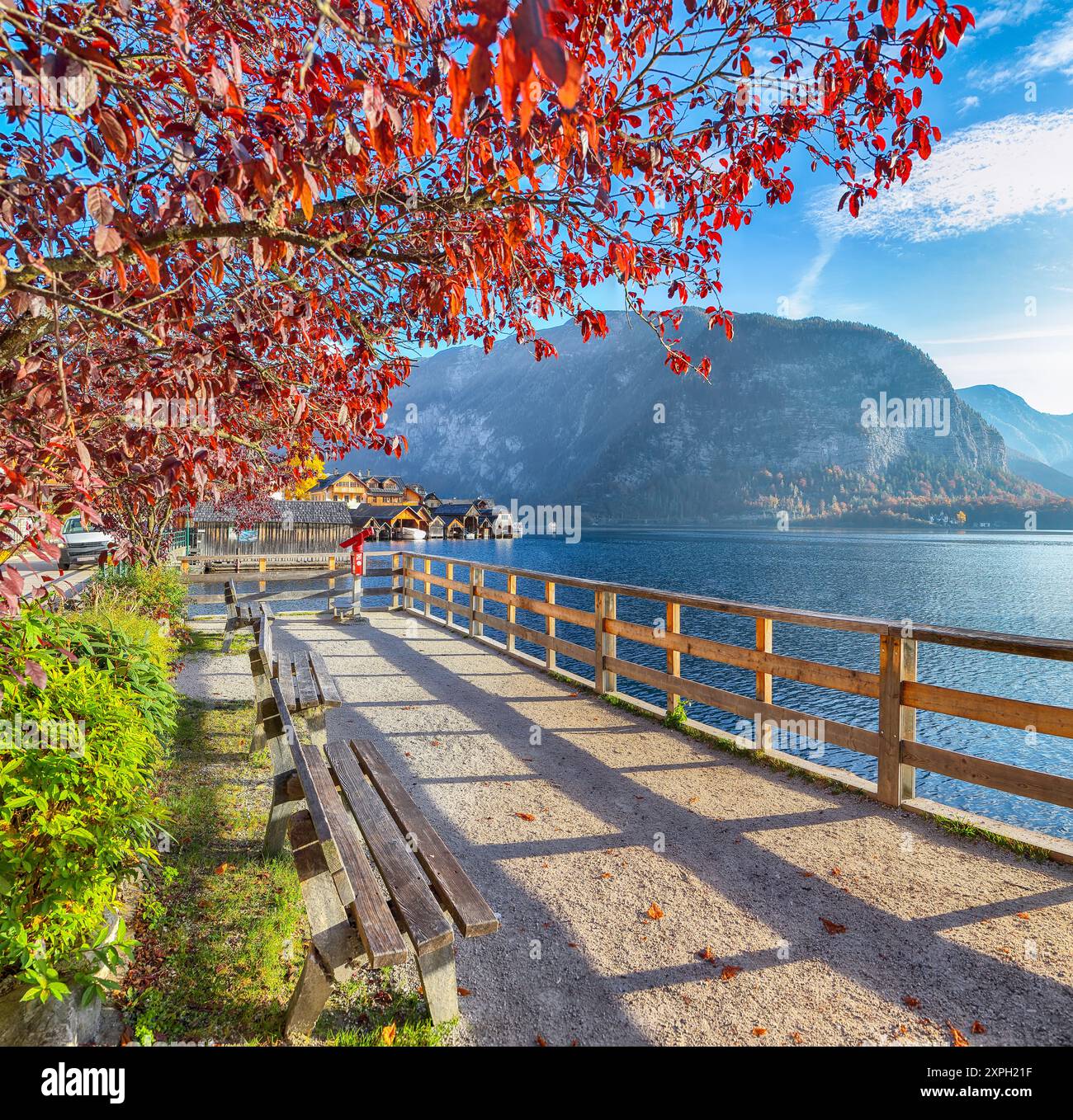 Stunning view of famous Hallstatt mountain village with Hallstatter ...