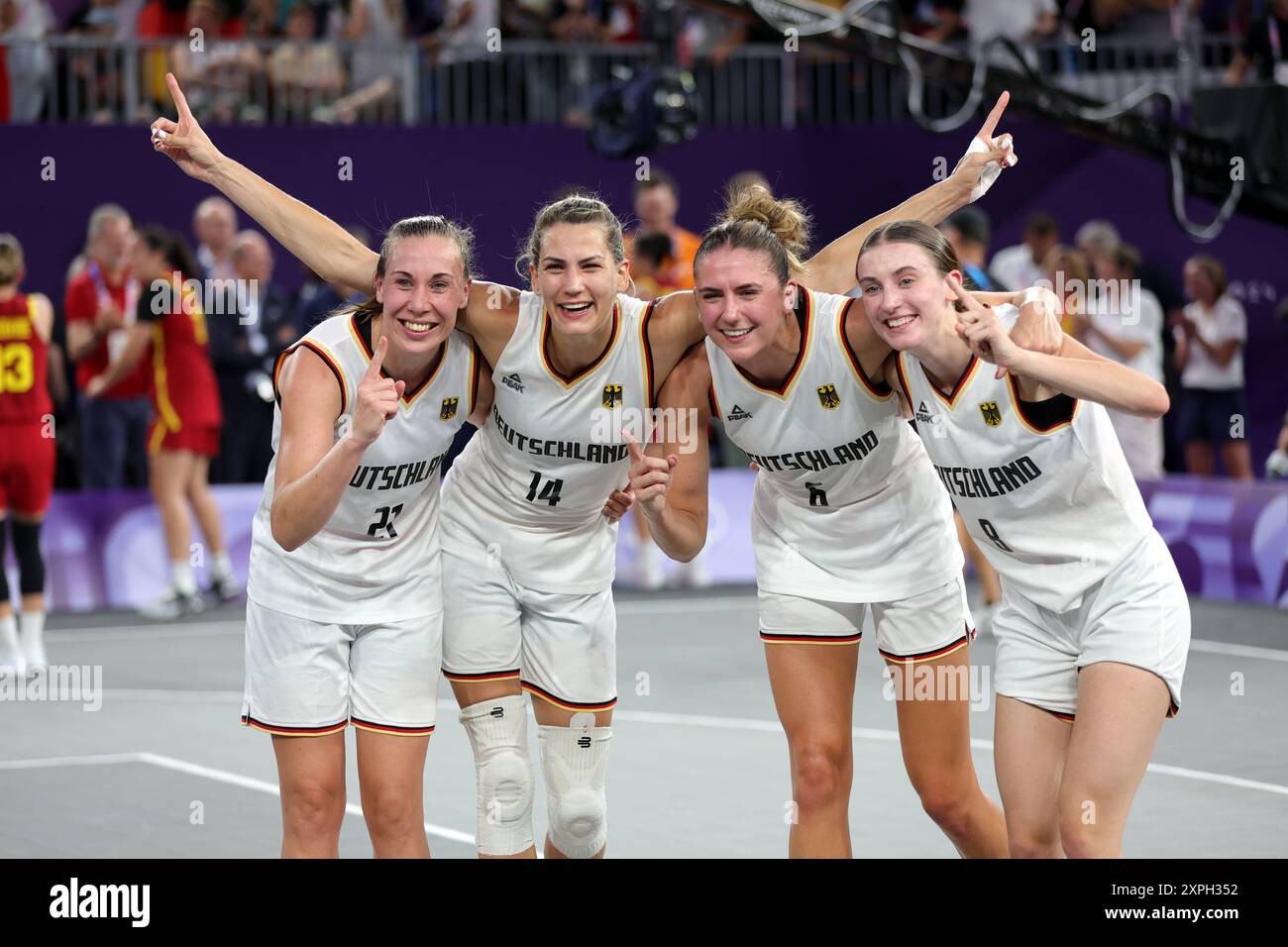 PARIS, FRANCE - AUGUST 05: Women's 3x3 Basketball Marie Reichert, Elisa ...