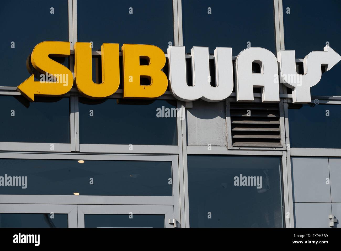 Eingangsbereich des Subway-Restaurants in Essen, Berliner Platz ...