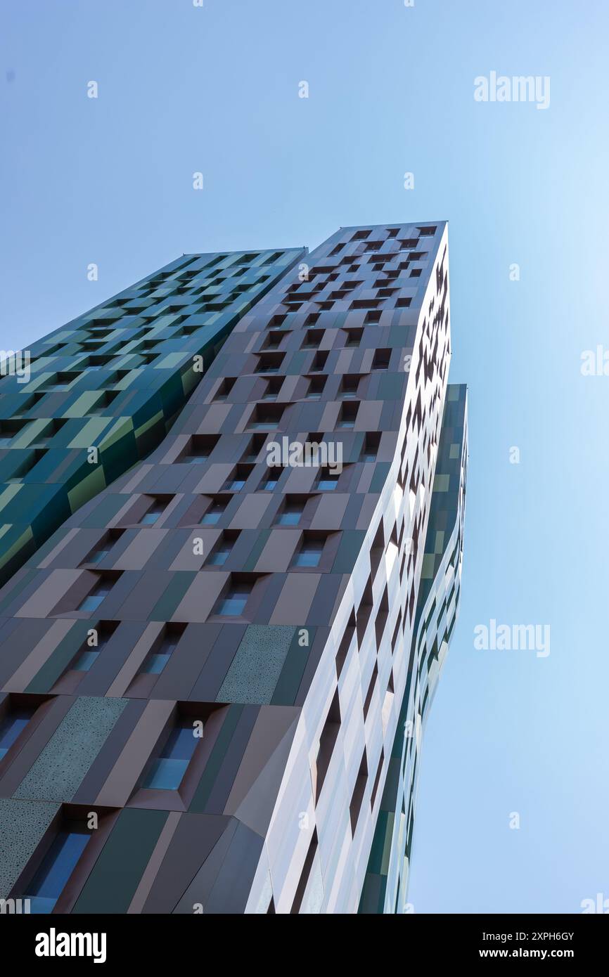 95 meters tall hi-res stock photography and images - Alamy