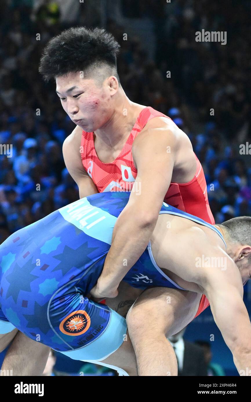 KUSAKA Nao Japan (JPN), OUKALI Abd Elkrim (ALG), Men's 77kg Wrestling ...