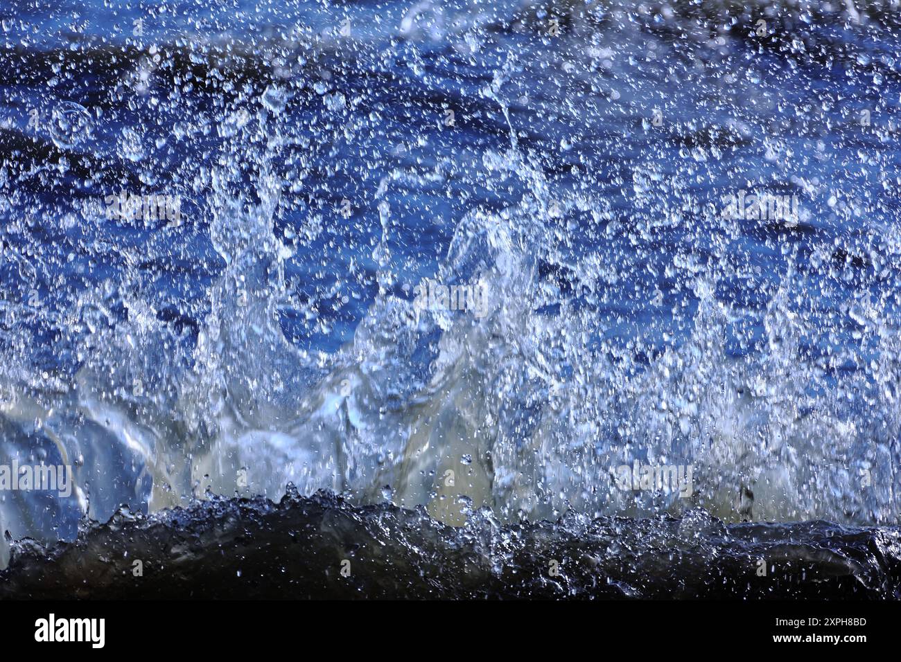 Gischt und schaum hi-res stock photography and images - Alamy