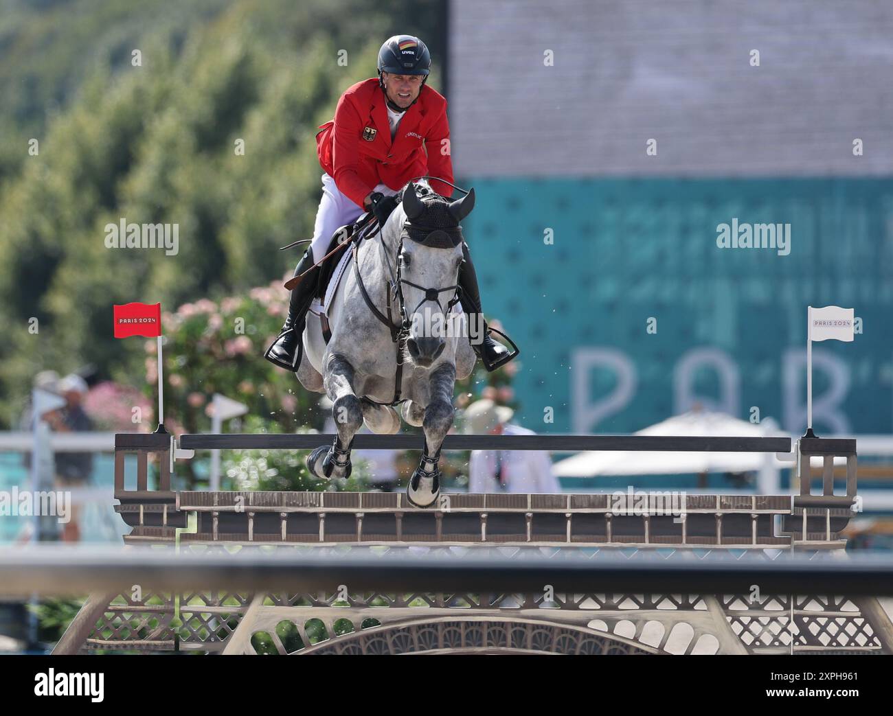 Final checker hi-res stock photography and images - Alamy