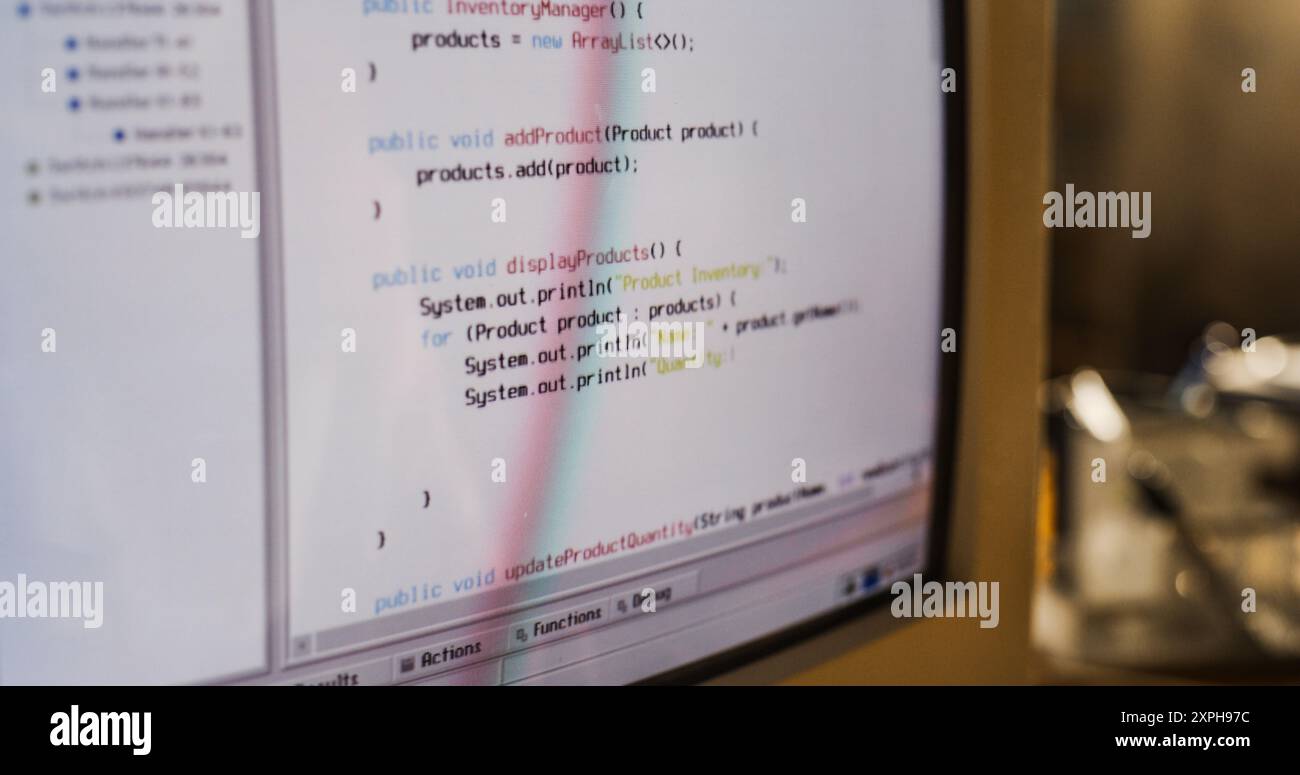 Programming code running in terminal hi-res stock photography and images - Alamy