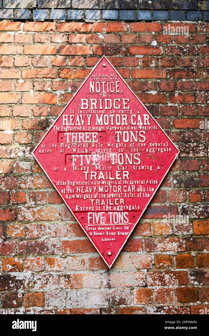 Bridge weight plaques signs, Foxton locks staircase flight, Grand Union ...