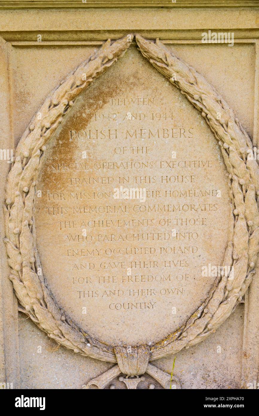 Detail of the inscription on the Polish War Memorial to the SOE ...
