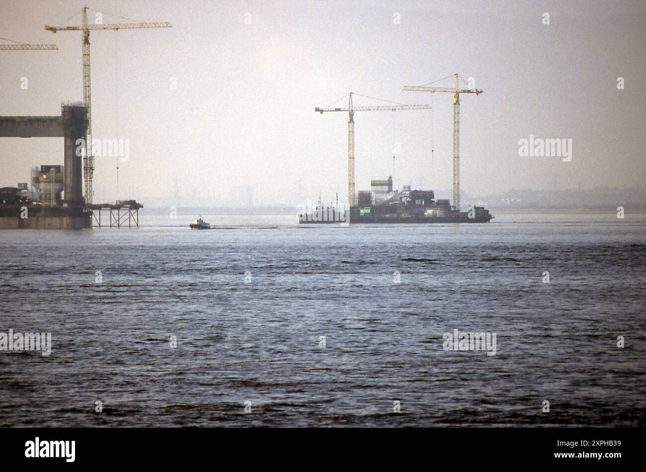 Cable stay towers under construction Stock Photo - Alamy