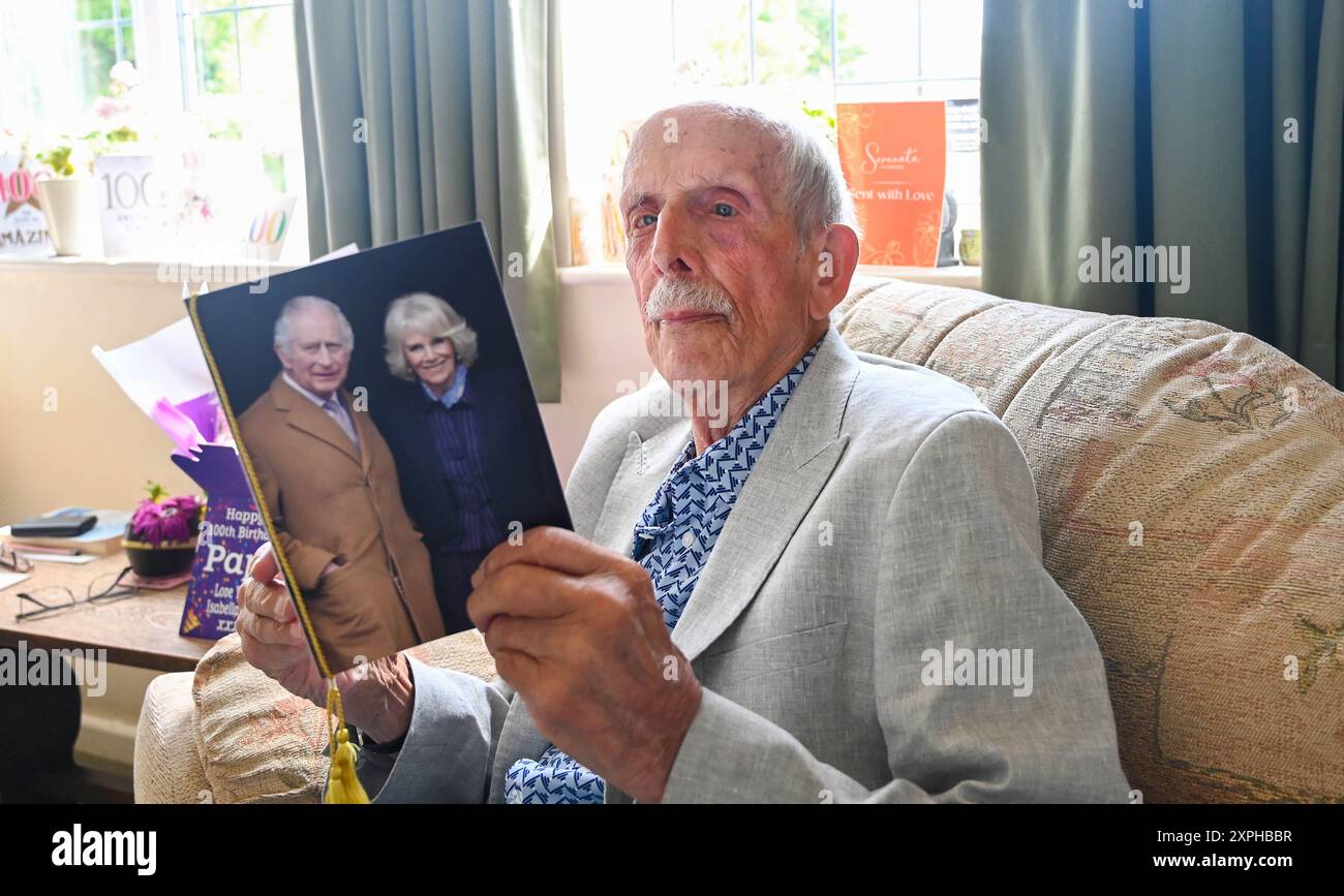 100th birthday card from queen hi-res stock photography and images - Alamy