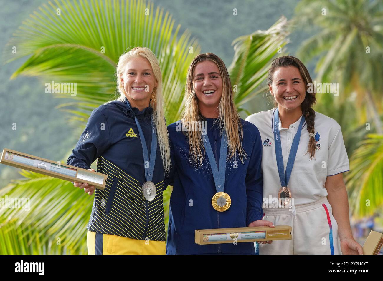 Tatiana Weston-Webb of Brazil Silver medal, Caroline Marks of USA Gold ...