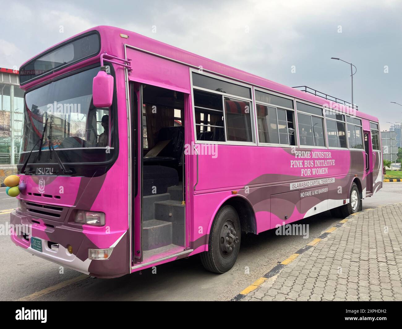 Islamabad, Pakistan. 06th Aug, 2024. A pink-painted bus for public city ...