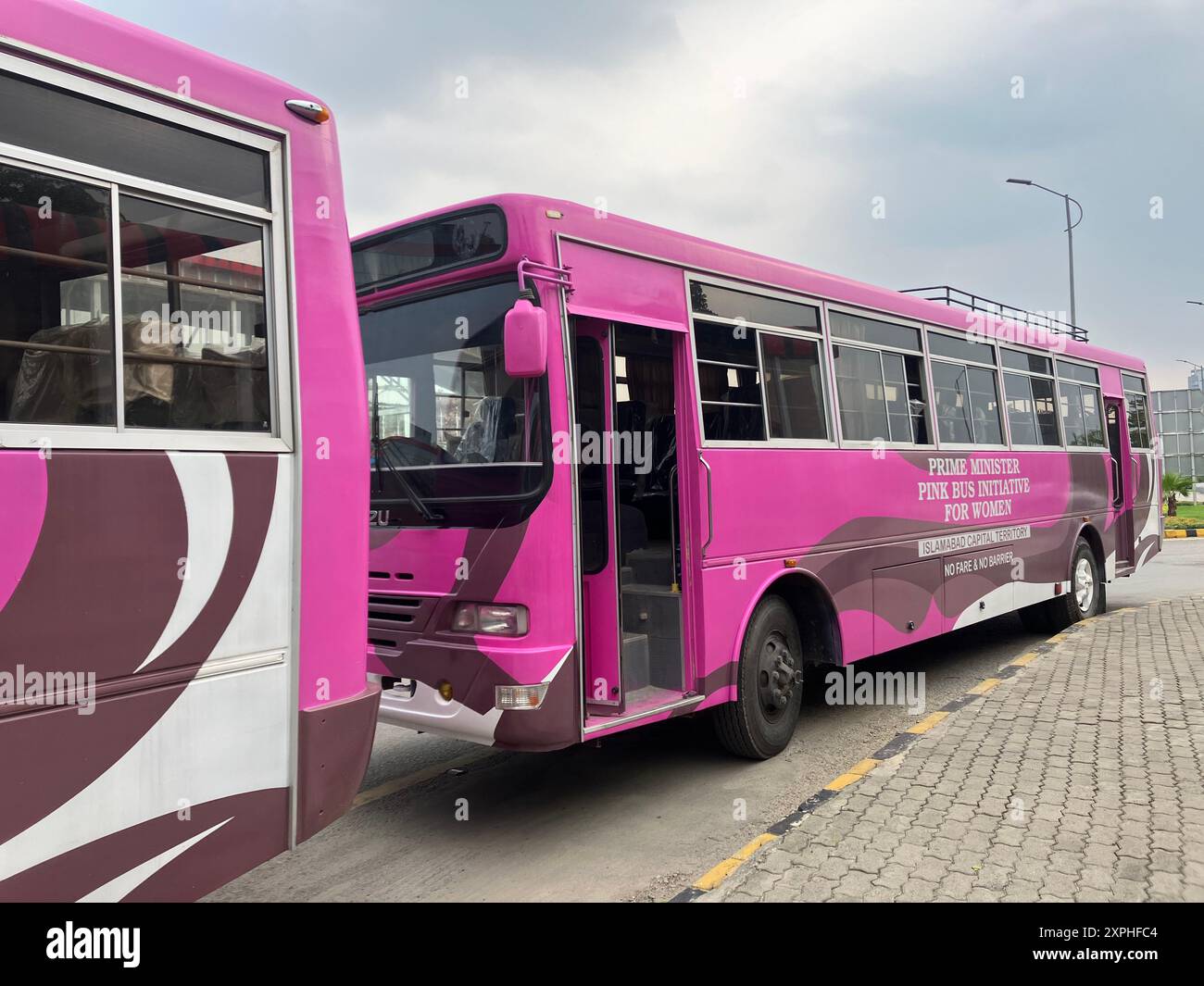 Islamabad, Pakistan. 06th Aug, 2024. A pink-painted bus for public city ...