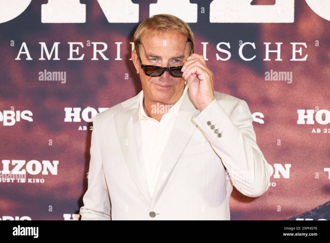 Kevin Costner beim Photocall zum Kinofilm 'Horizon: An American Saga ...
